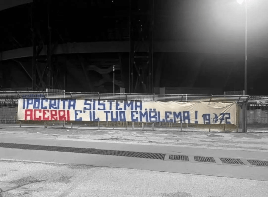 FOTO - Striscione Napoli: "Rabbia degli ultras azzurri sul caso Juan ...